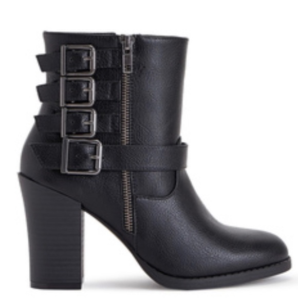 Shoes | Black Shoe Boots 75 New | Poshmark